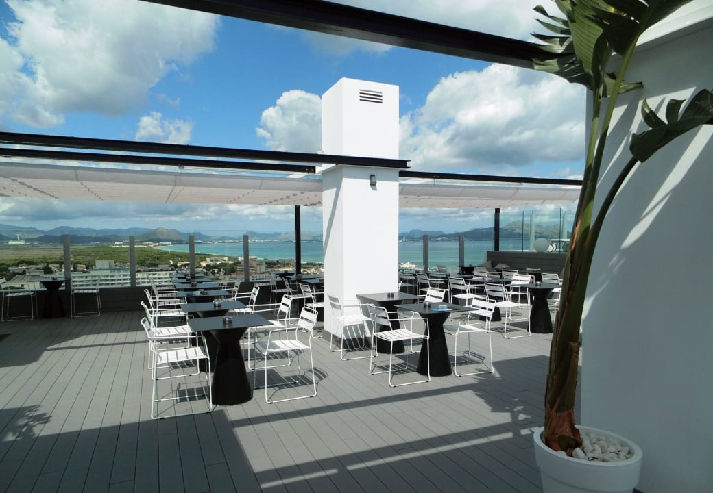 "Skybar" BG Tonga Tower Design Hotel & Suites (Can Picafort ...