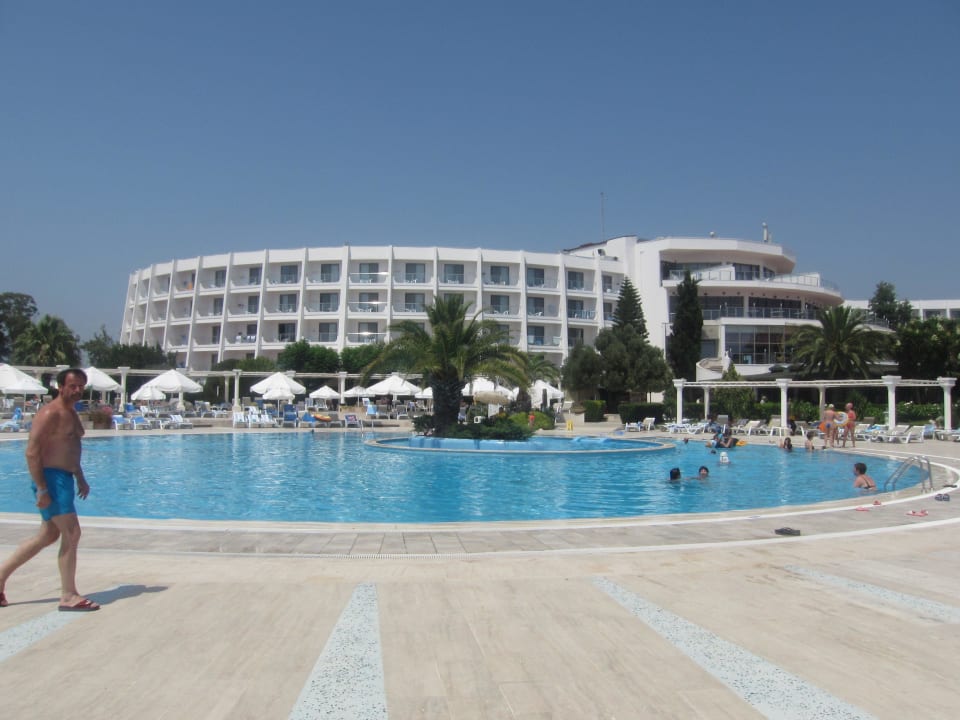 "Pool und Hauptgebäude" Kaya Side (Side - Titreyengöl) • HolidayCheck ...