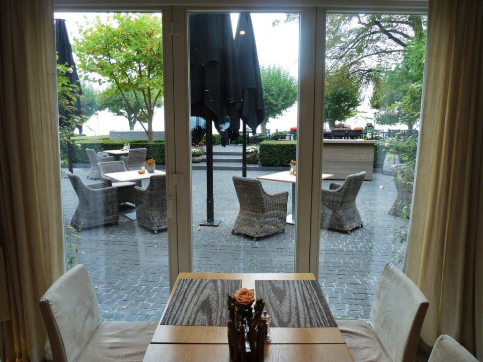"Blick vom Innenbereich au..." RIVA - Das Hotel am Bodensee (Konstanz ...