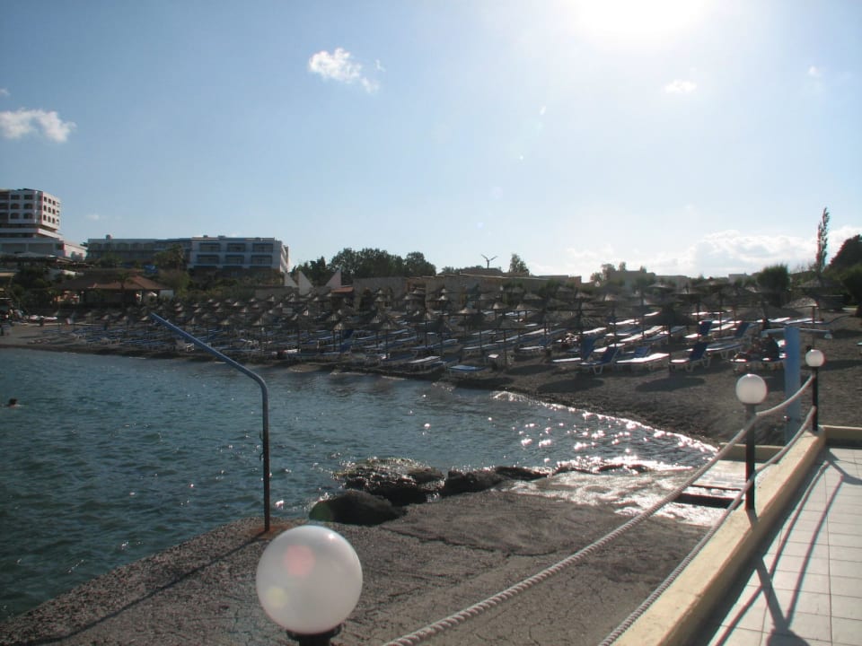 "Strand" Eden Roc Resort (Kallithea) • HolidayCheck (Rhodos | Griechenland)