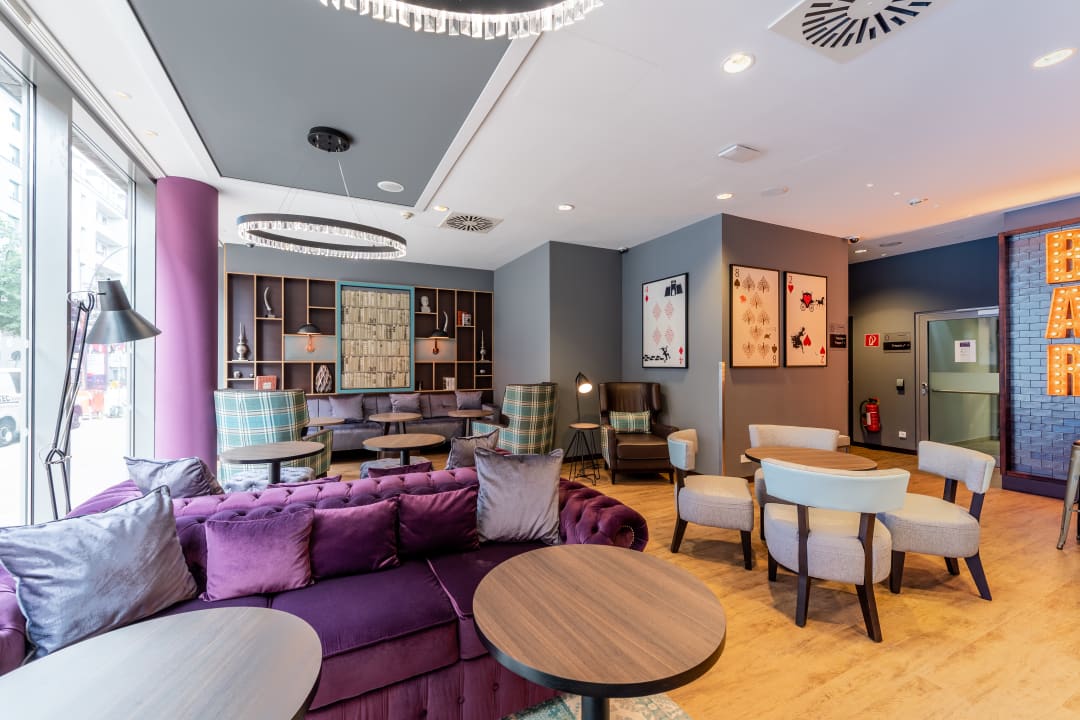 "Lobby" Premier Inn Hamburg City Millerntor (Hamburg) • HolidayCheck ...
