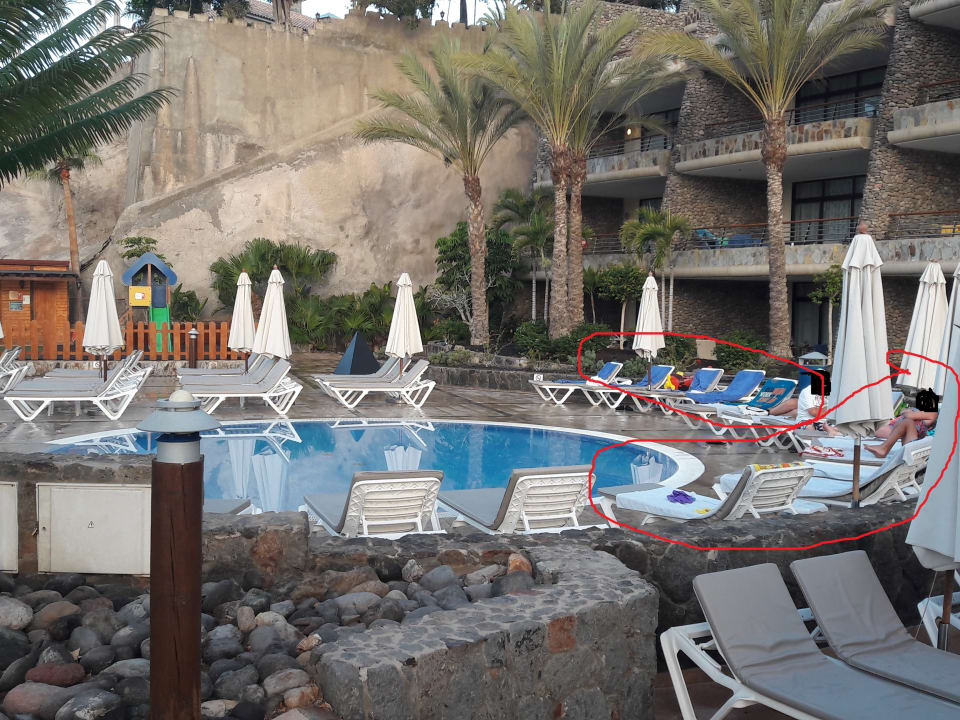 "lange "reservierte" Liege..." Club Monte Anfi (Mogán) • HolidayCheck ...
