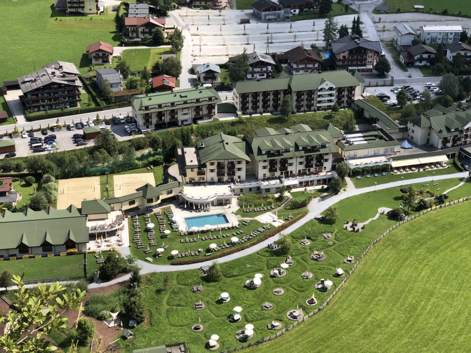 "Alpiner Wanderurlaub für ..." ROBINSON AMADÉ (Kleinarl) • HolidayCheck ...