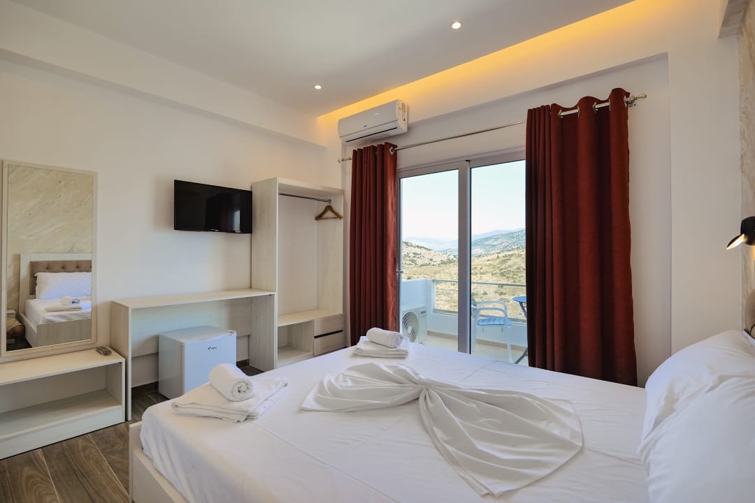 "Zimmer" Galaxy Hotel (Ksamil) • HolidayCheck (Qark Vlora | Albanien)