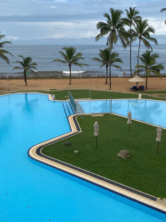 "Pool" Club Hotel Dolphin (Waikkal) • HolidayCheck (Sri Lanka Westküste ...