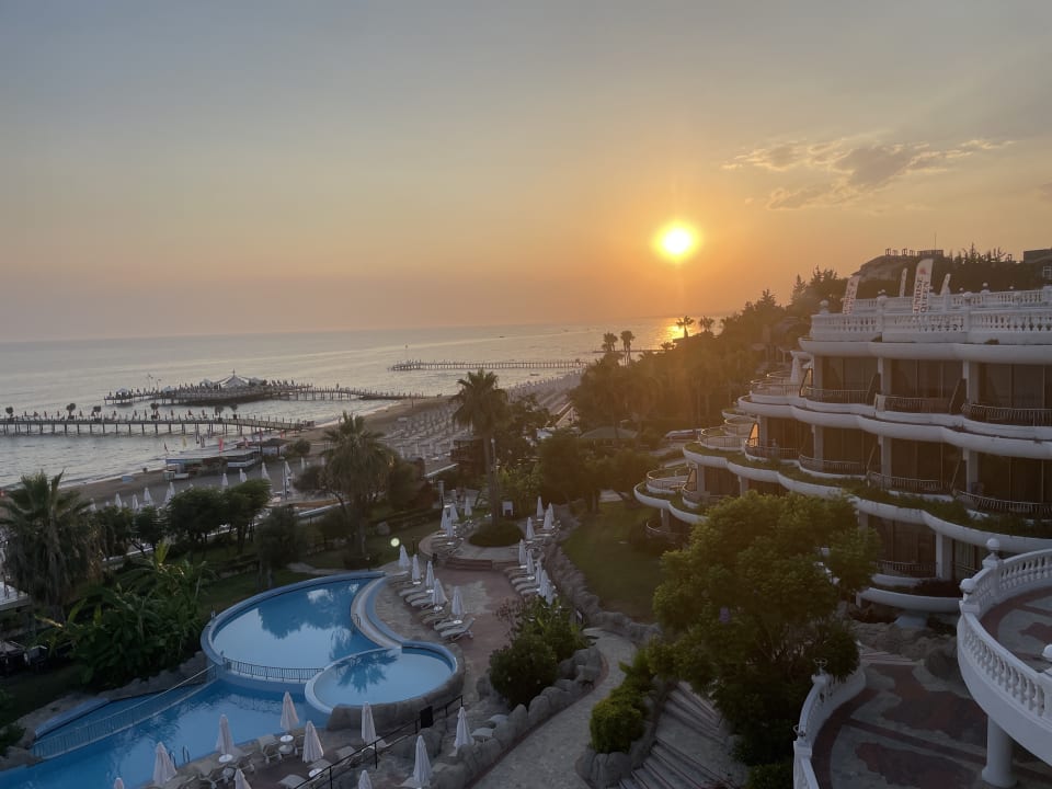 "Pool" Sunrise Queen Resort Hotel (Side - Kumköy) • HolidayCheck ...