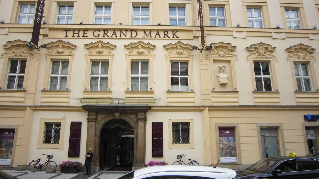 "Entrance" The Grand Mark Prague Hotel (Prag / Praha) • HolidayCheck ...