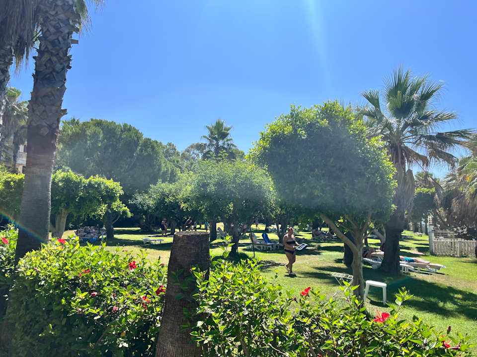 "Gartenanlage" Hotel Defne Dream (Colakli) • HolidayCheck (Türkische ...