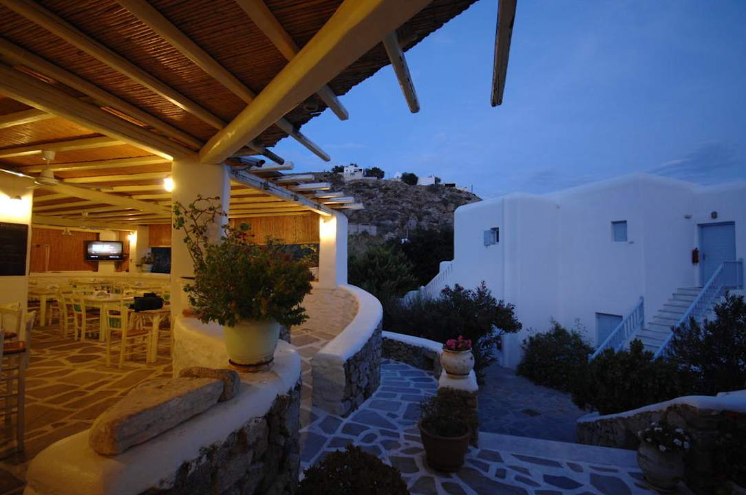 "Cycladic welcome" Hotel Seaside Cottage by Belvedere (Psarrou ...