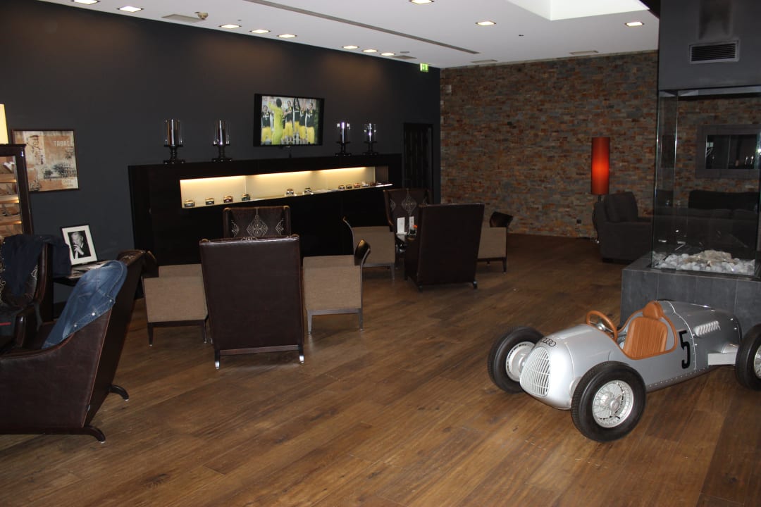 "Raucherzimmer" Lindner Hotel Nurburgring Congress, part of JdV by ...