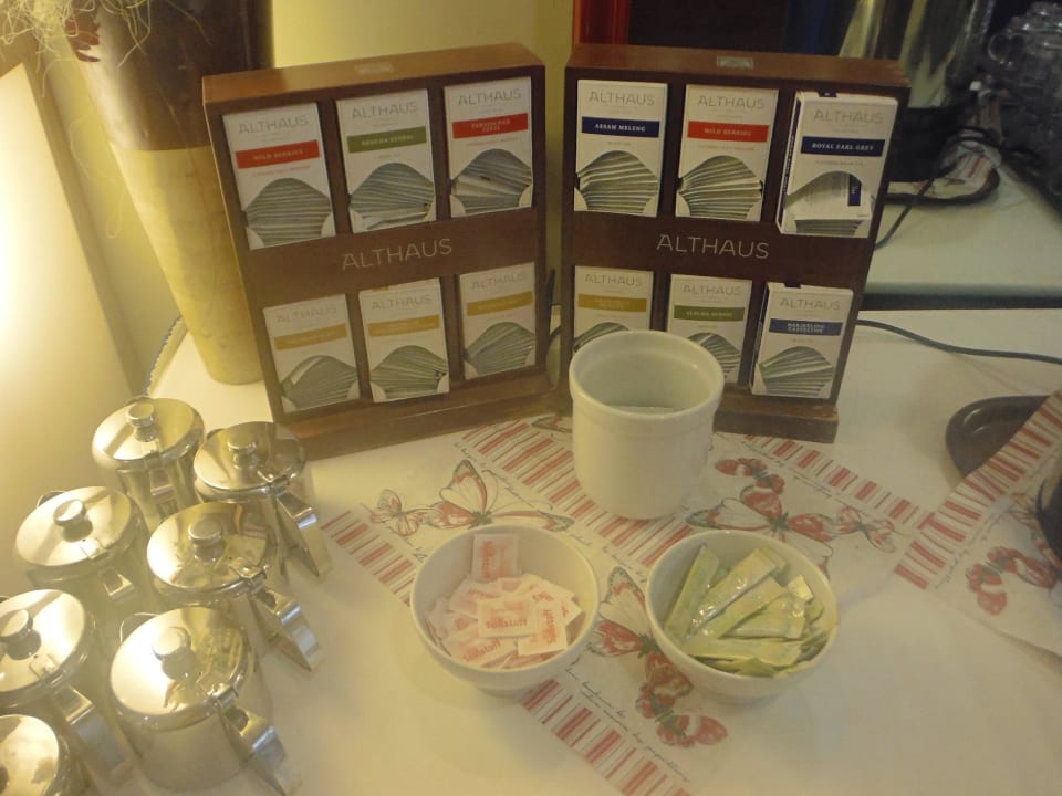 "Tee-Station" Comfort Hotel Lichtenberg (Berlin-Lichtenberg ...