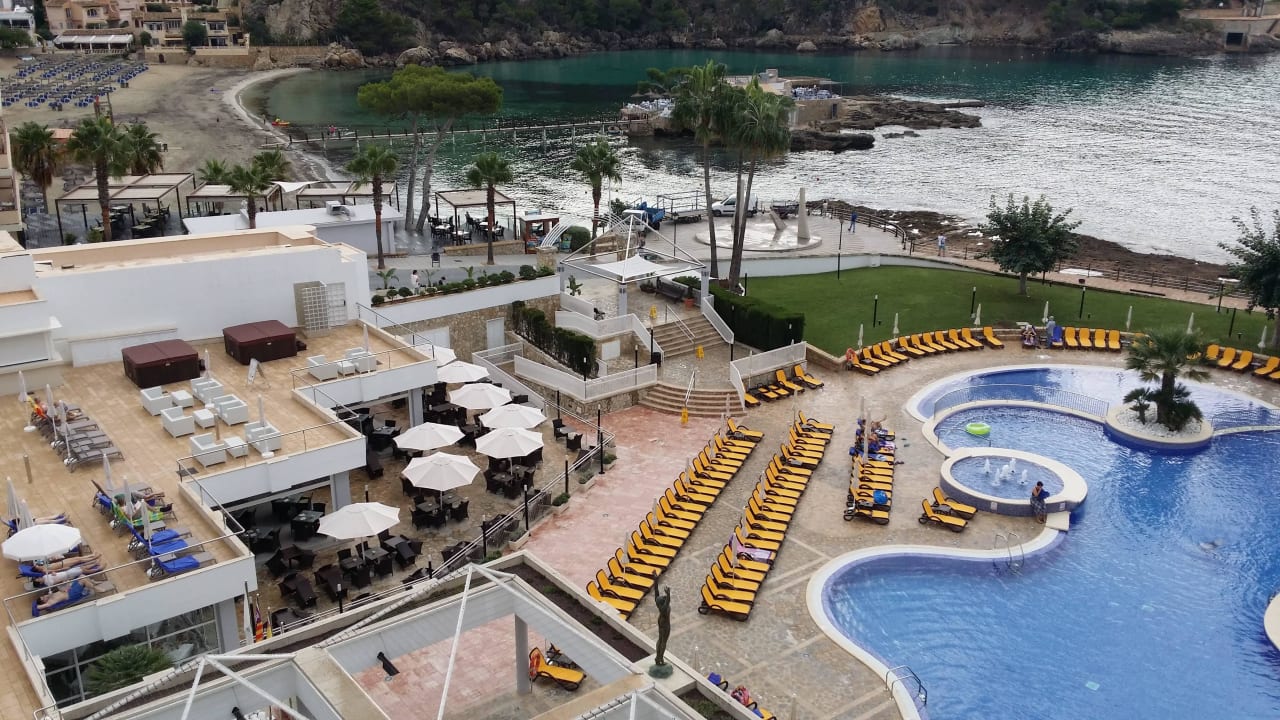 "Blick vom Balkon auf Pool..." Alua Gran Camp de Mar (Camp de Mar ...