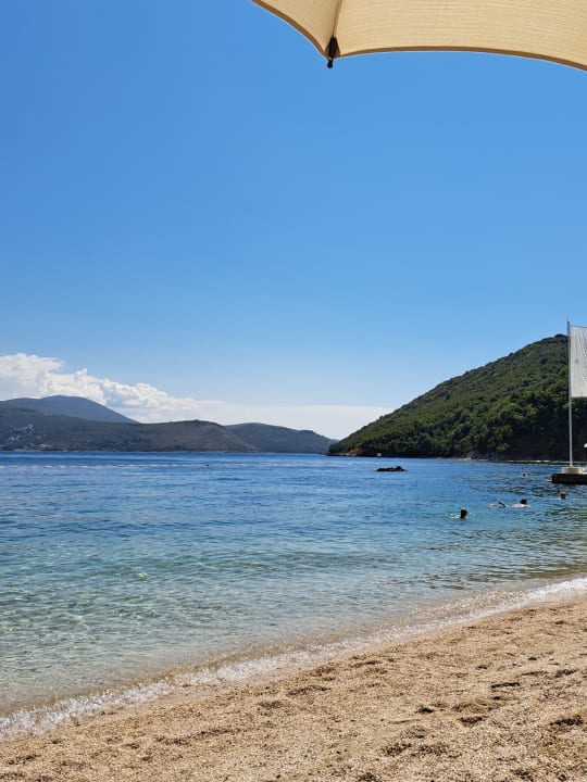 "Strand" Iberostar Waves Herceg Novi (Igalo) • HolidayCheck (Primorski ...