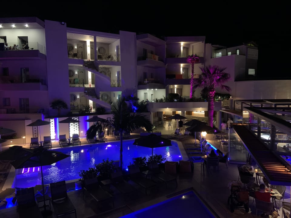 "Poolbar" Sunset Boutique Hotel & Spa (Bali) • HolidayCheck (Kreta ...