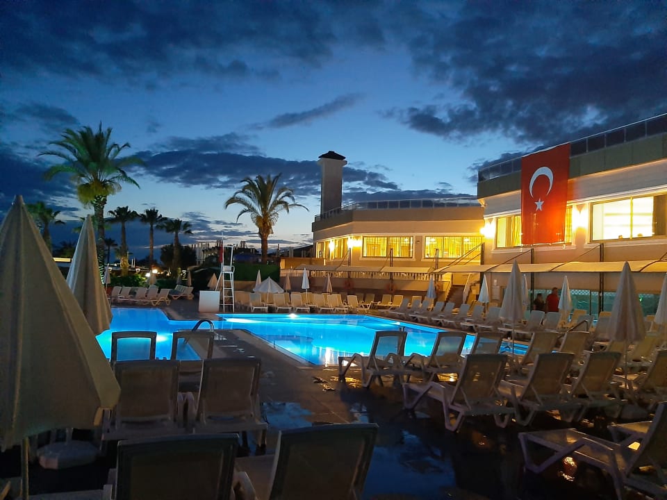 "Strand" Aydinbey Famous Resort (Belek - Bogazkent) • HolidayCheck ...