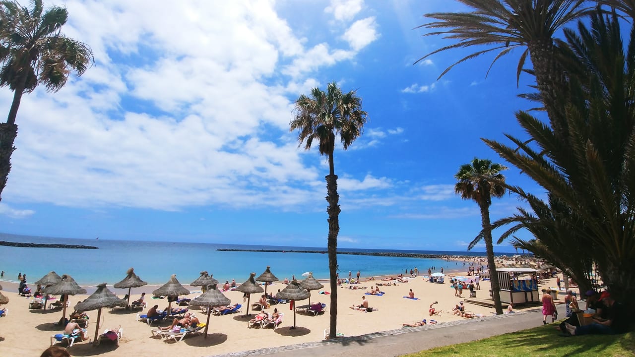 "Das ist der Strand, der c..." Arona Gran Hotel & Spa - Adults only ...