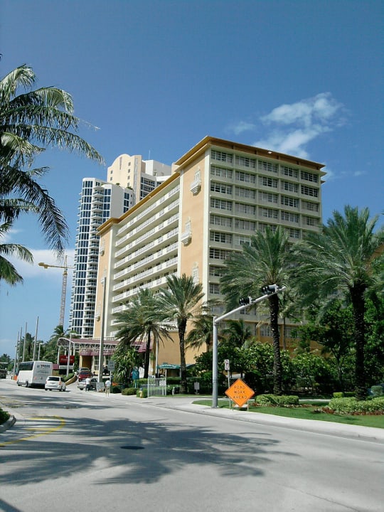 "Das Hotel" Ramada Plaza Marco Polo Beach Resort (Sunny Isles Beach ...