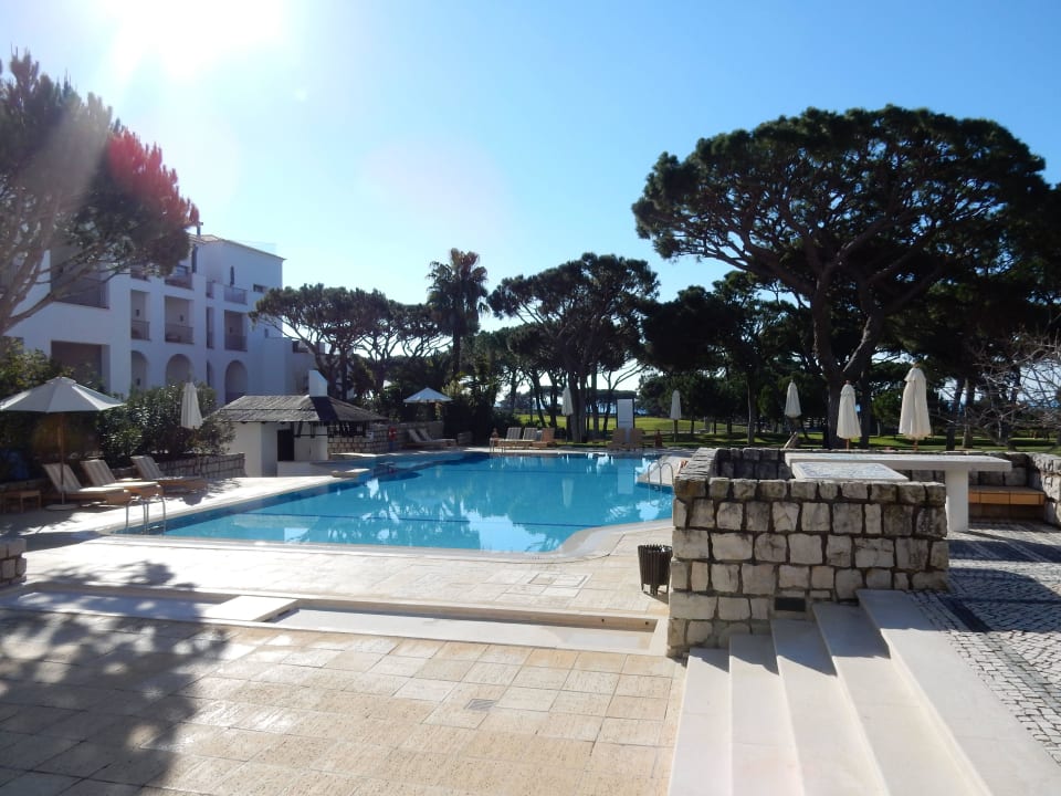 "Einer der Pools" Pine Cliffs Hotel, a Luxury Collection Resort (Olhos ...