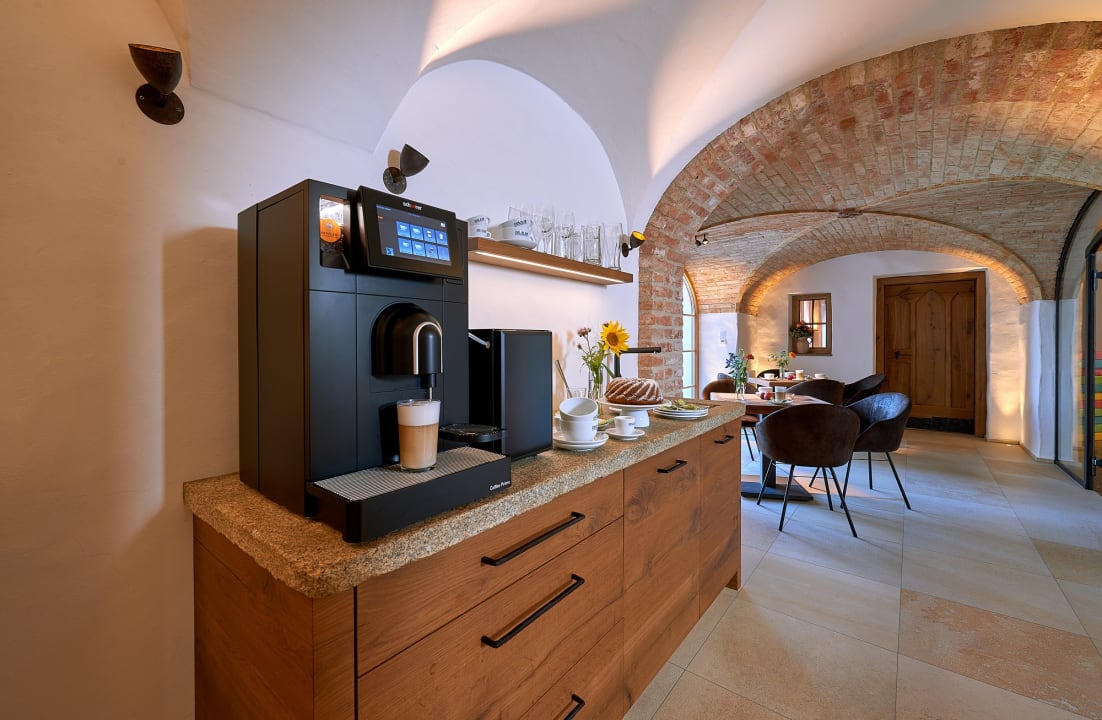 "Lobby" Esterer Hof (Altenmarkt an der Alz) • HolidayCheck (Bayern ...