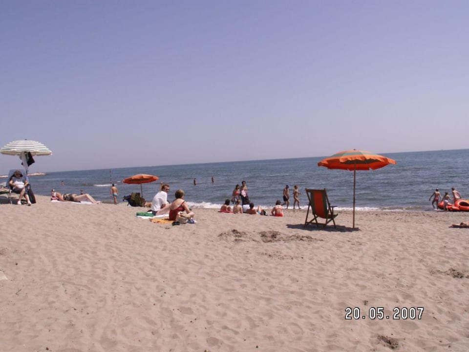 "Strand im Champingplatz R..." Rosapineta Camping Village (Rosolina ...