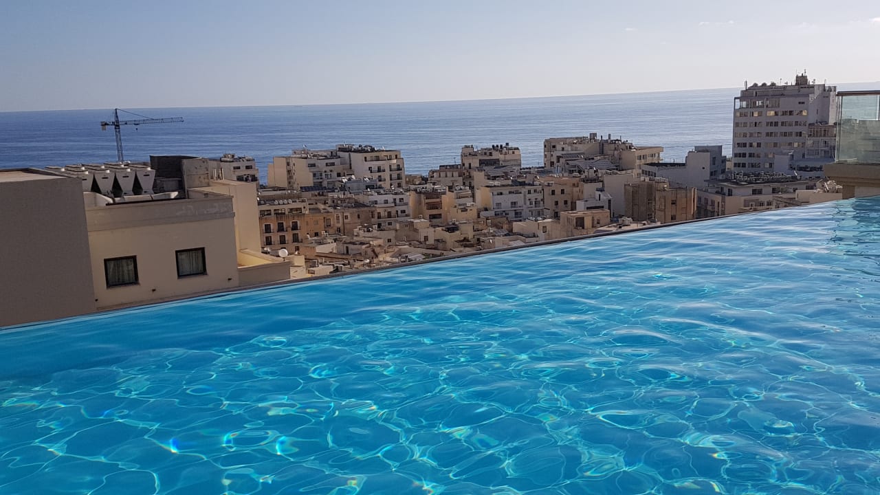 "Pool" AX The Victoria Hotel (Sliema) • HolidayCheck (Majjistral | Malta)