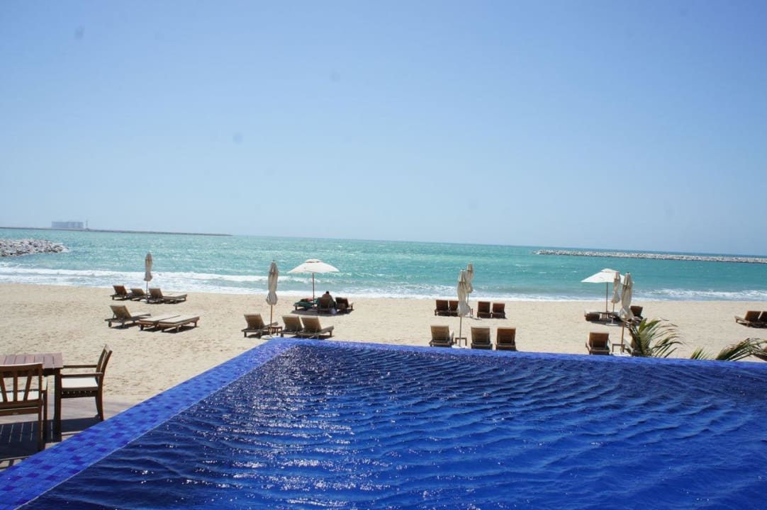 "Hotel Banyan Tree Ras Al ..." The Ritz-Carlton Ras Al Khaimah Al Hamra ...