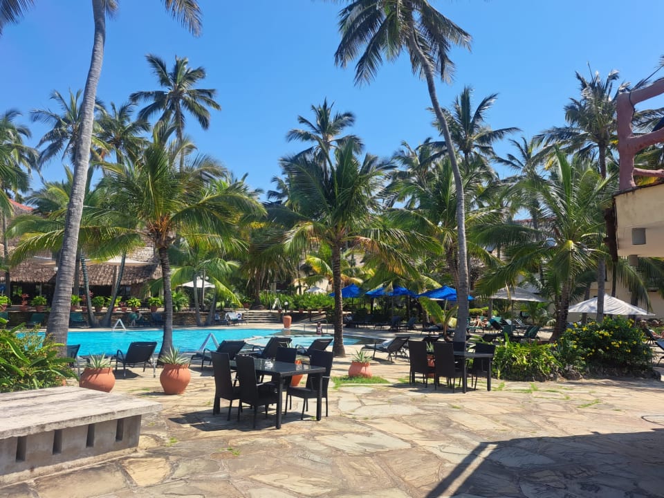 "Außenansicht" Bahari Beach Hotel (Mombasa) • HolidayCheck (Provinz ...