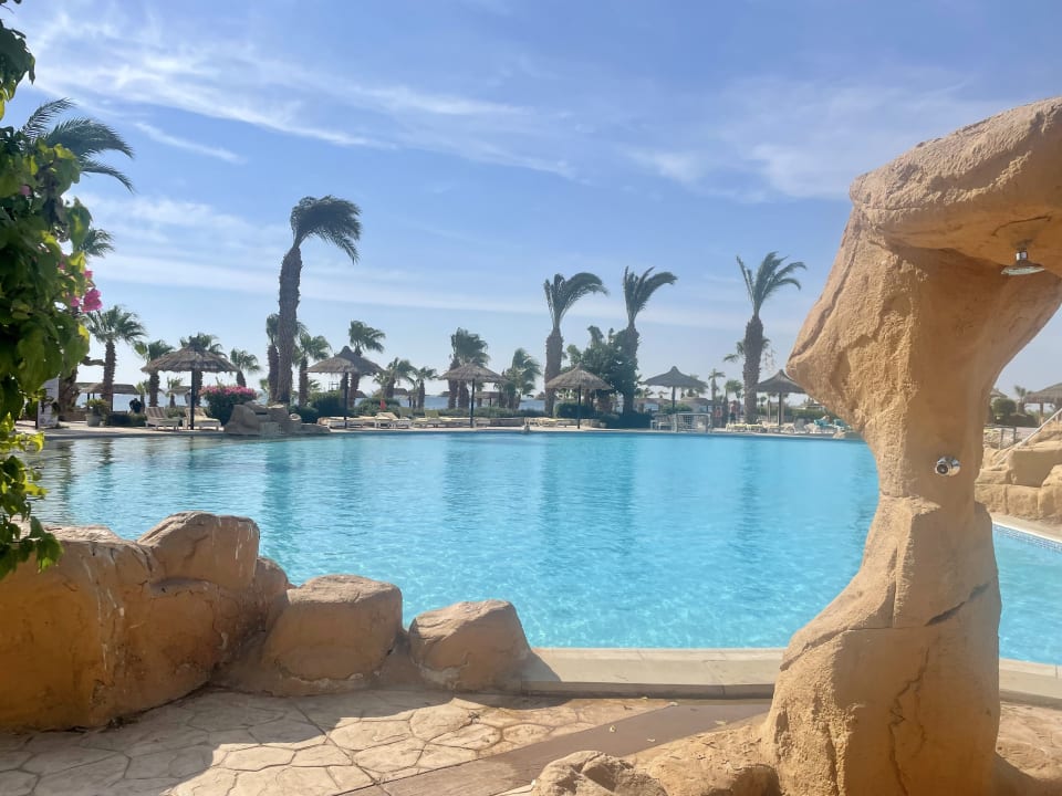 "Strand" Lotus Bay Beach Resort (Abu Soma) • HolidayCheck (Hurghada ...