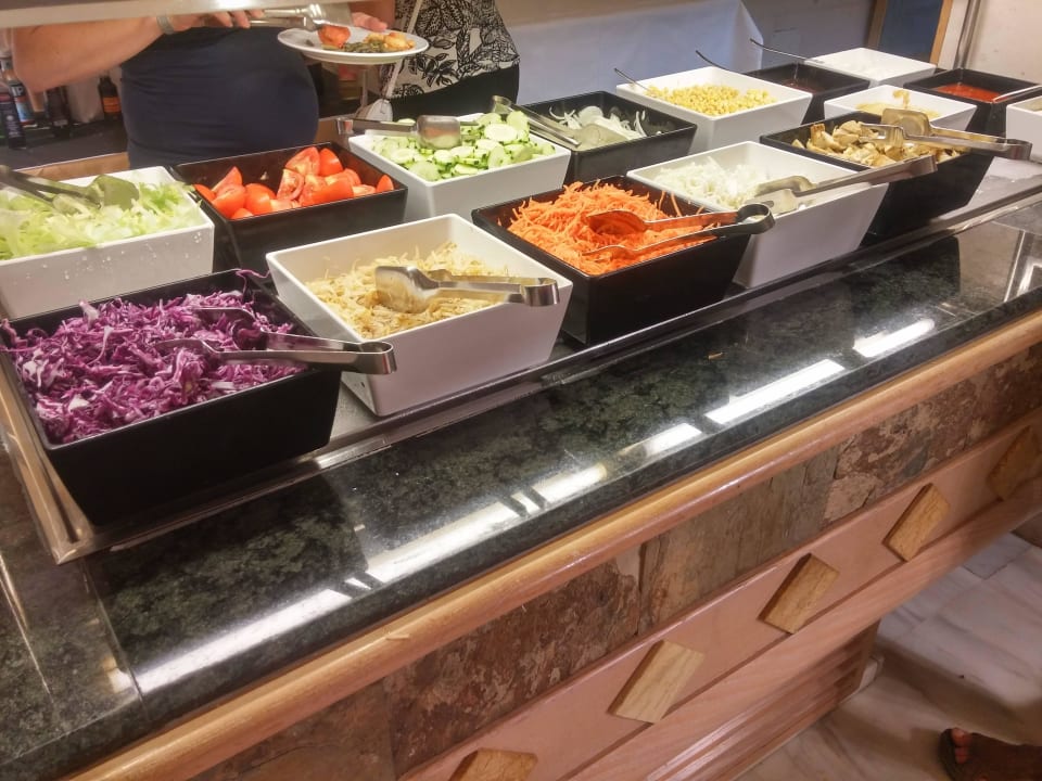 "Salatbuffet abends/mittag..." Protur Floriana Resort Aparthotel (Cala ...