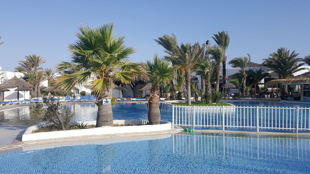"Hauptpool" Hotel Fiesta Beach Djerba (Midoun) • HolidayCheck (Djerba ...