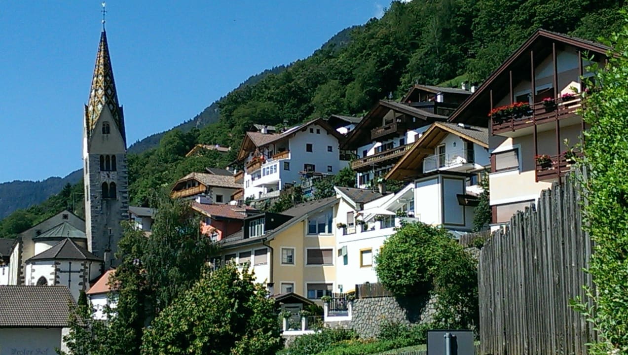 "Blick auf Barbian" Hotel Rösslwirt (Barbian) • HolidayCheck (Südtirol ...