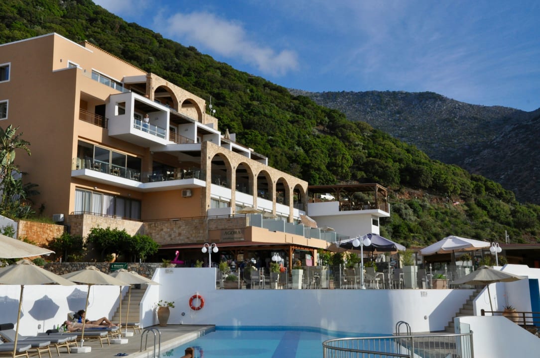 "Aussenansicht mit Speises..." Filion Suites Resort & Spa (Bali ...