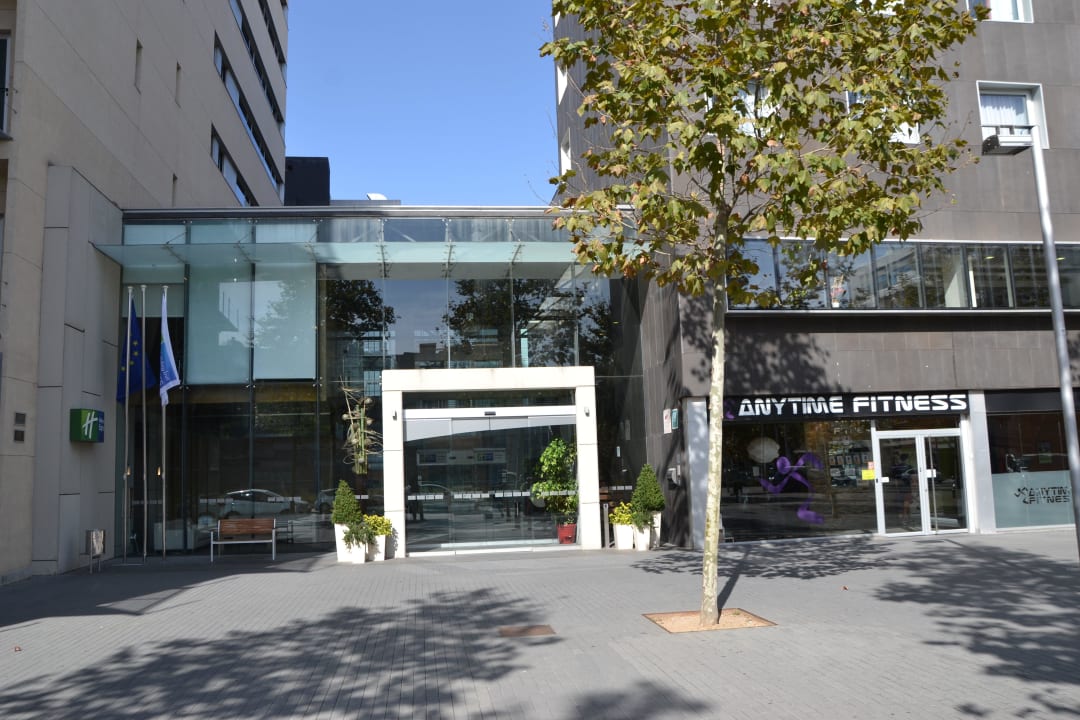 "Hotel Eingang" Hotel Holiday Inn Express Barcelona City 22@ (Barcelona ...