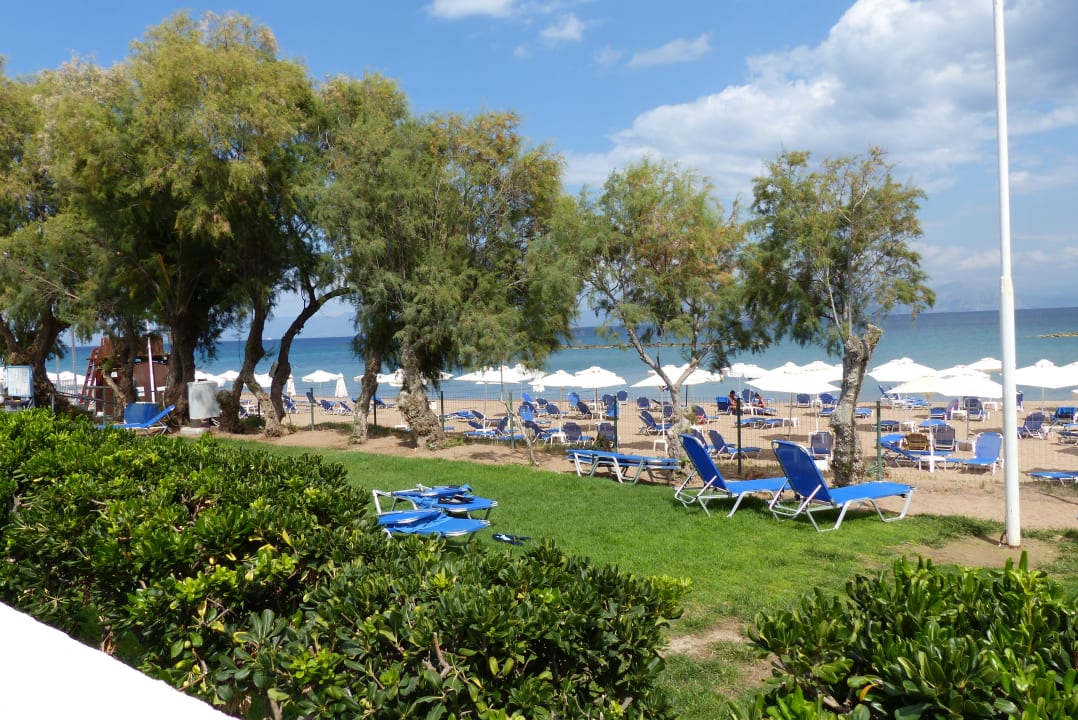 "Strand überwacht durch Re..." Grecotel Casa Marron (Lakopetra ...