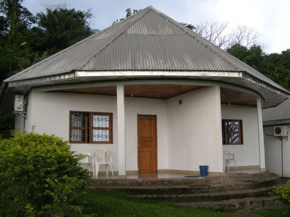 "Un boukarou composé de 2 ..." Hotel Tsaben Beach (Limbe ...