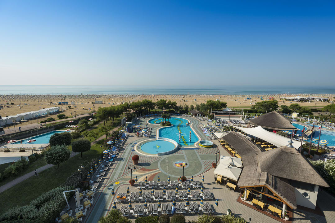 "Pool" Savoy Beach Hotel & Thermal Spa (Bibione) • HolidayCheck ...