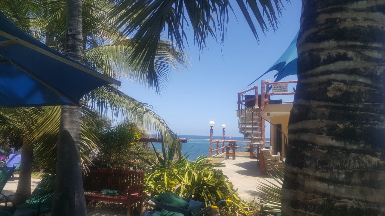 "Ausblick" Bahari Beach Hotel (Mombasa) • HolidayCheck (Provinz Coast ...