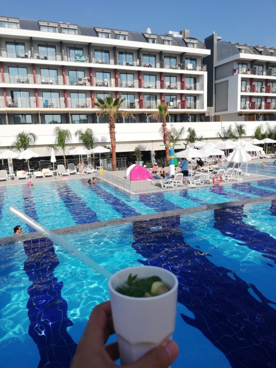 "Infinity-Pool im "Elite"" Belek Beach Resort Hotel (Belek - Bogazkent ...