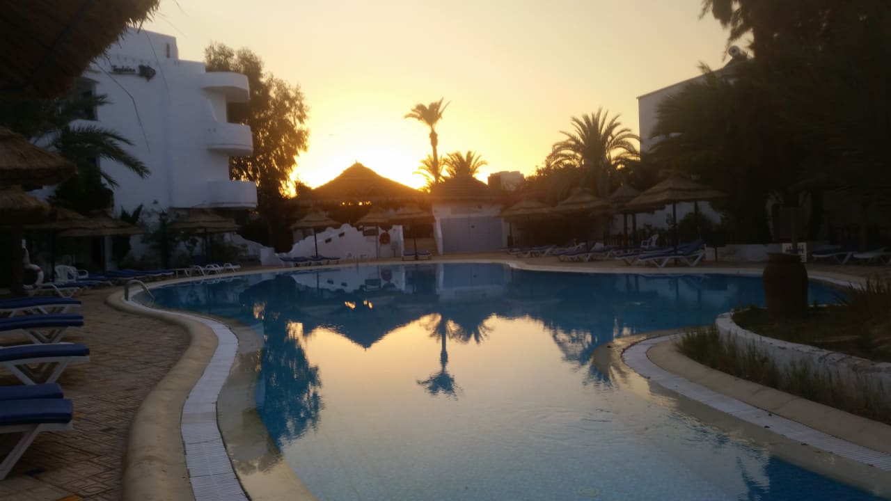 "Ruhepool" Hotel Fiesta Beach Djerba (Midoun) • HolidayCheck (Djerba ...
