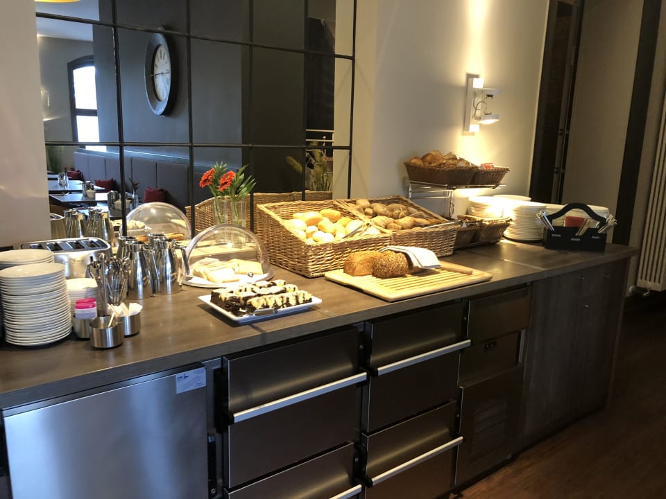 "Gastro" Hotel Volksschule (Hamburg) • HolidayCheck (Hamburg | Deutschland)