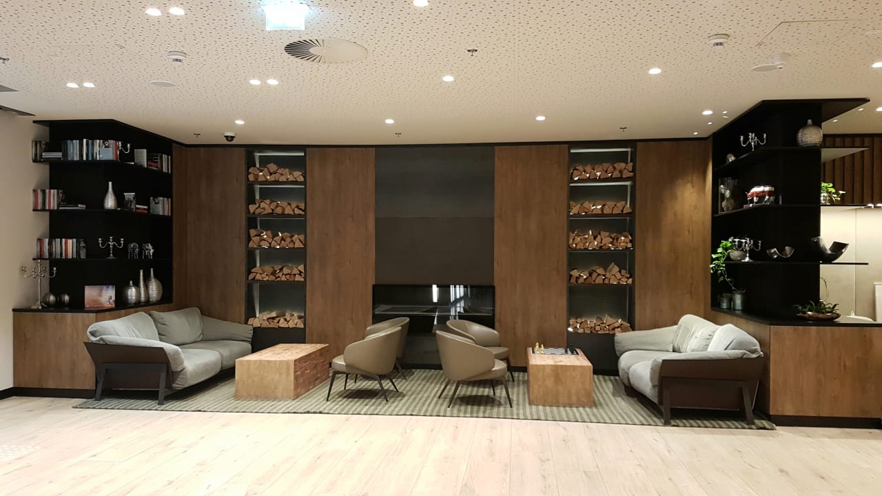 "Lobby" AC Hotel by Marriott Innsbruck (Innsbruck) • HolidayCheck ...