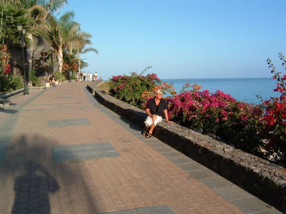 "Strandpromenade am Hotel" Hotel Riu Palace Jandia (Morro Jable ...