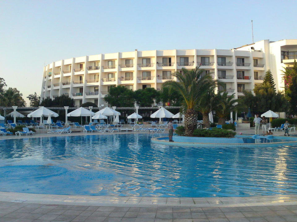 "Pool und Hotel" Kaya Side (Side - Titreyengöl) • HolidayCheck ...