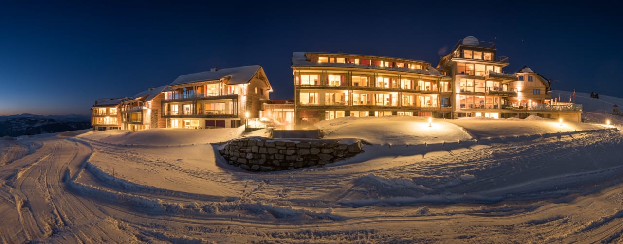 "Außenansicht" Alpinhotel Pacheiner (Treffen) • HolidayCheck (Kärnten ...