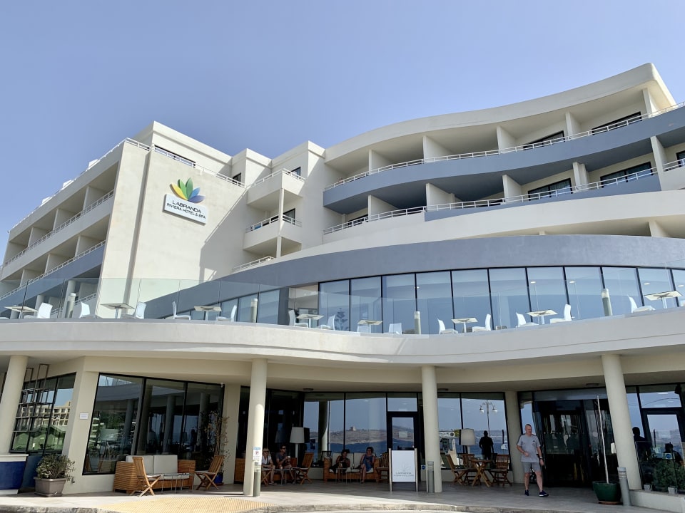 "Direkt gegenüber ist die ..." Labranda Riviera Hotel & Spa (Mellieha ...