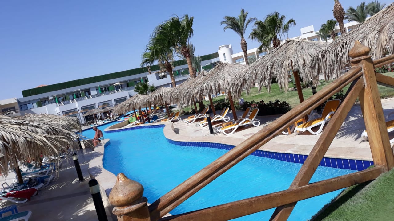 "Pool" Hurghada Long Beach Resort (Hurghada) • HolidayCheck (Hurghada ...