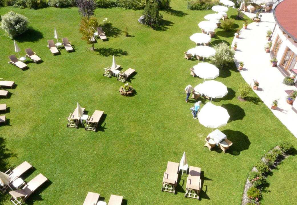 "Liegewiese" Romantik Resort & Spa Der Laterndl Hof (Nesselwängle ...