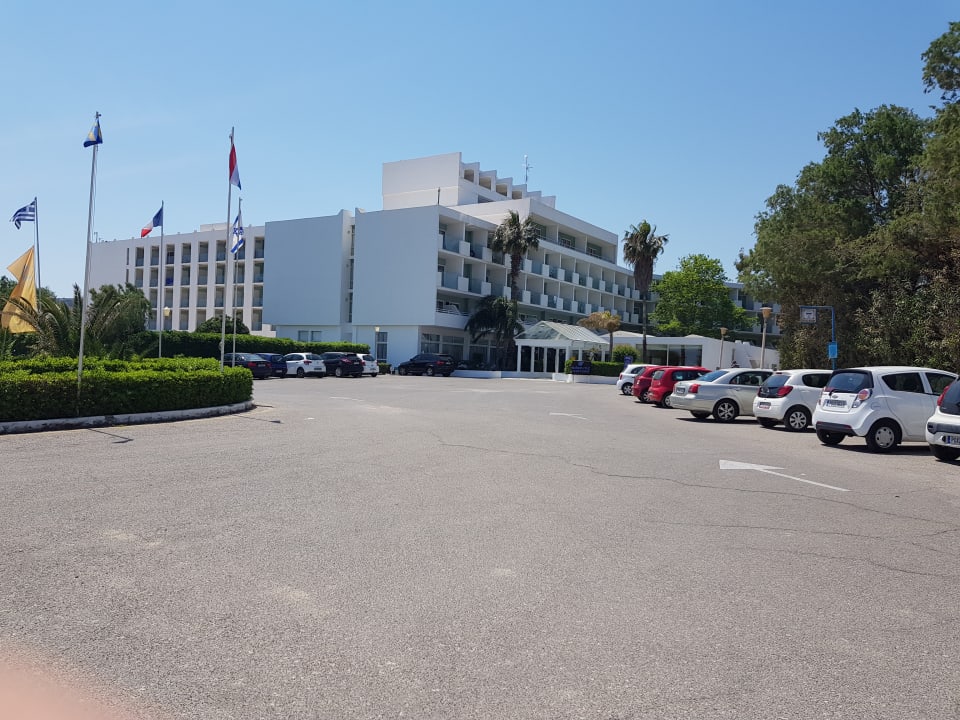 "Zufahrt zum Hotel" Eden Roc Resort (Kallithea) • HolidayCheck (Rhodos ...