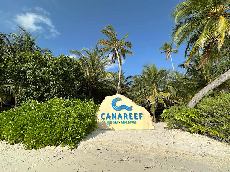 "Außenansicht" Canareef Resort Maldives (Maradhoo) • HolidayCheck ...