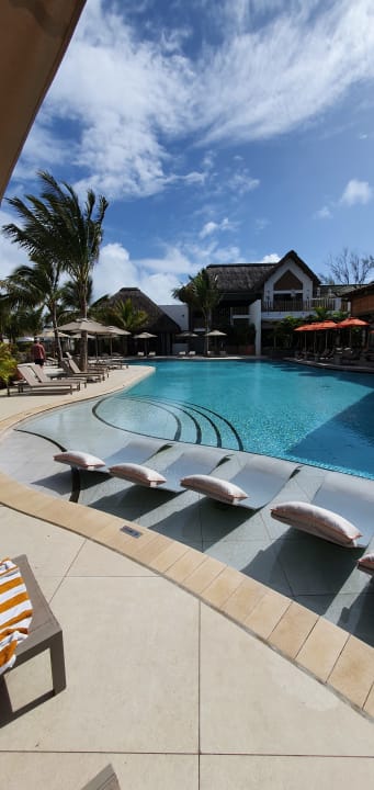 "Hauptpool" Sunrise Attitude - Adults Only (Belle Mare) • HolidayCheck ...